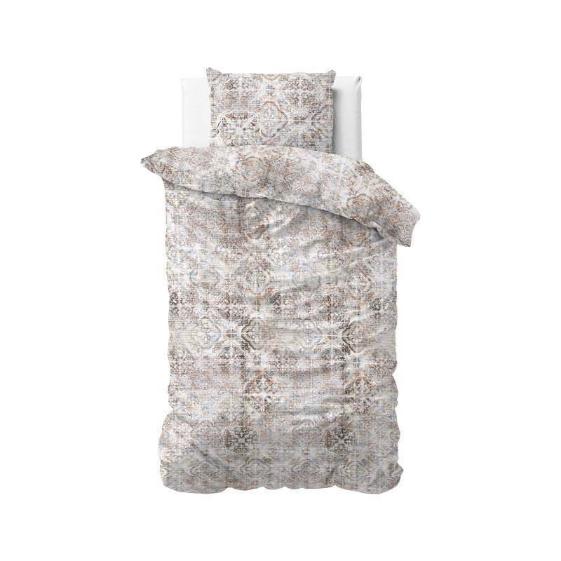 Carcaf Me Kellef Jasteku - Gjejevete